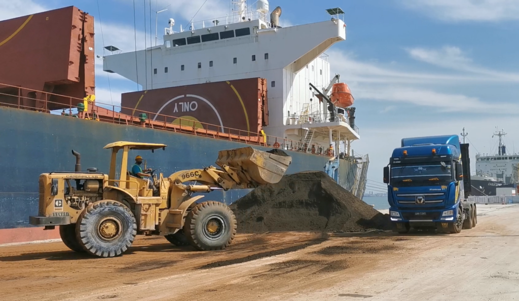 Cargo Handling - Hong Heng Group